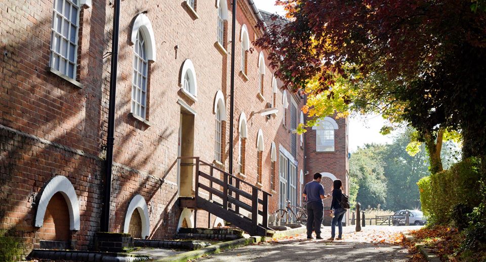 University of Buckingham - Bachelor's Degree - APPLYWAVE